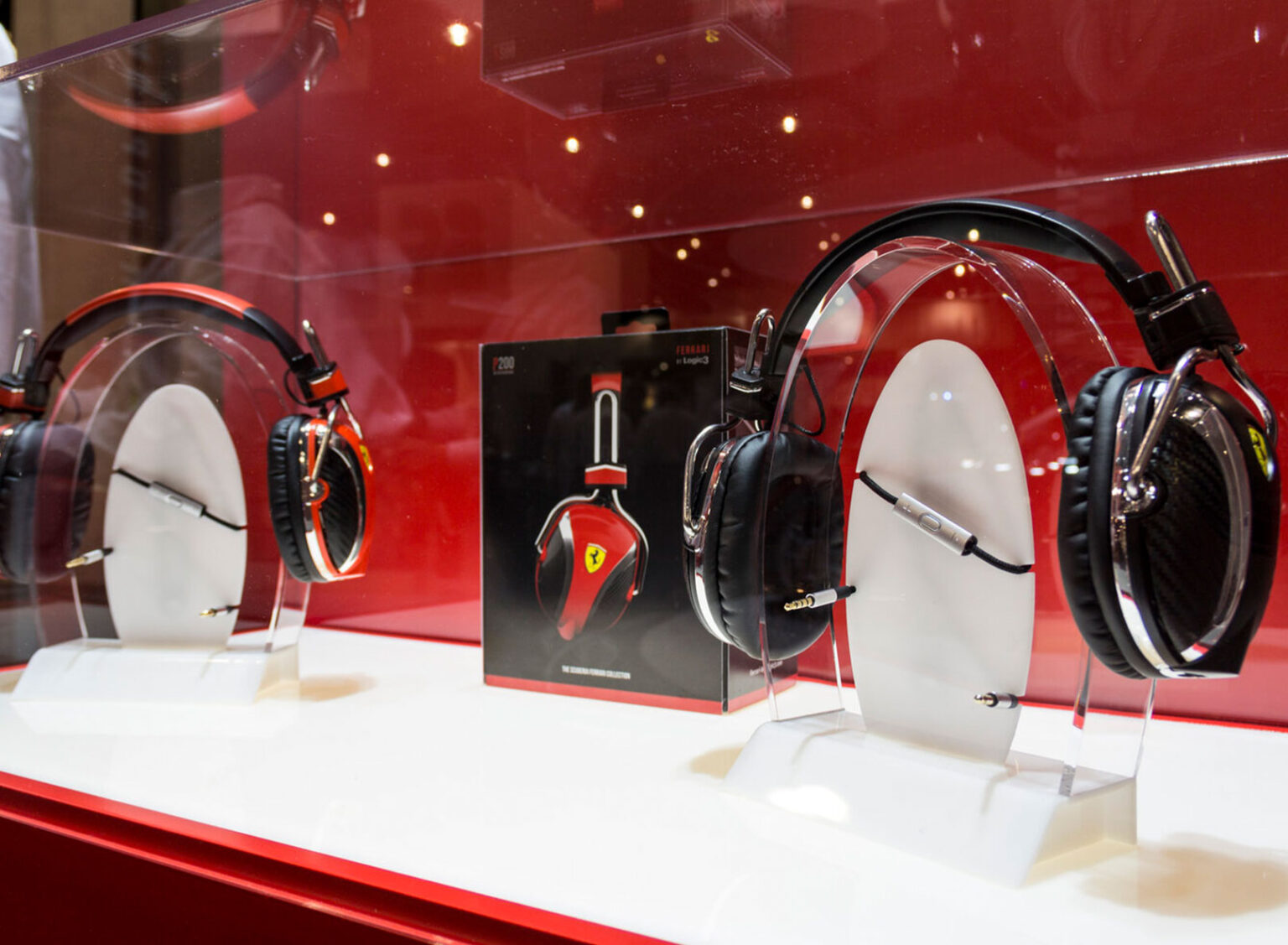 Ferrari Audio by Logic 3 - Piddi Design